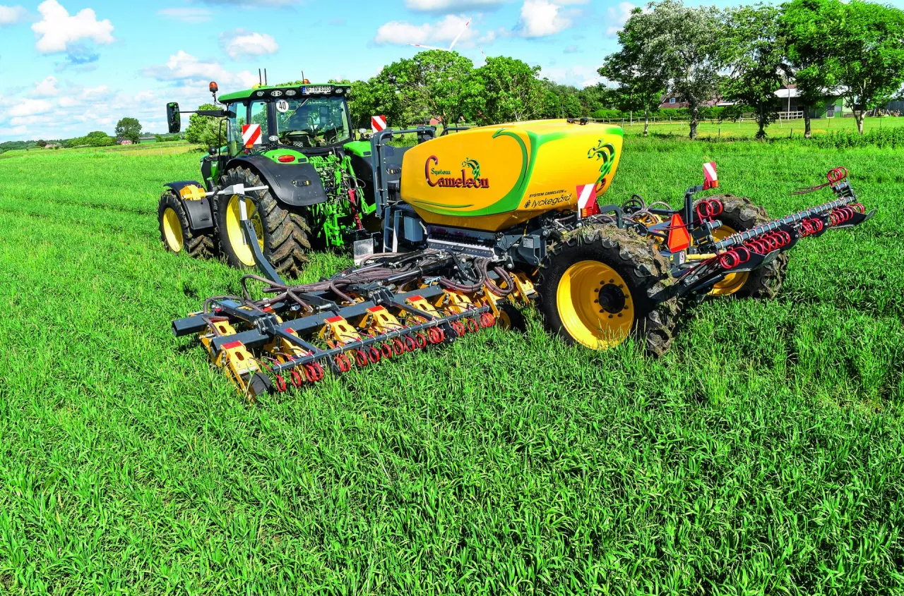 Jedna maszyna sieje, pieli i nawozi? Sprawdziliśmy, czy naprawdę jest ...