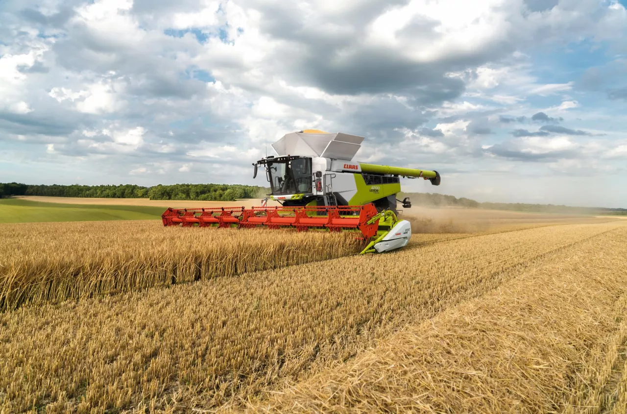 Nowości Claas 2026: nowe kombajny, prasy, ładowarki i przystawki
